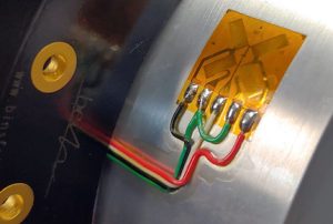 Dehnungsmessstreifen: Was es ist, Typen, Funktionsweise, Vorteile ...